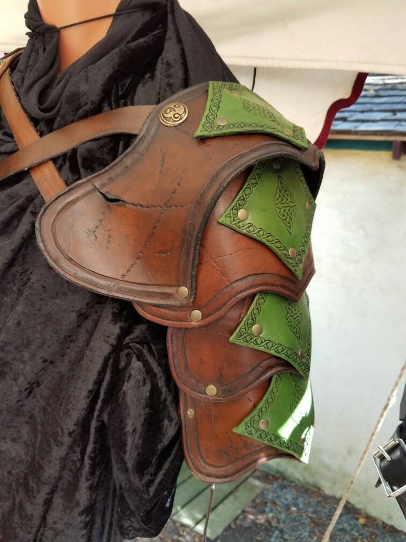 Handcrafted Leather Pauldron | Etsy