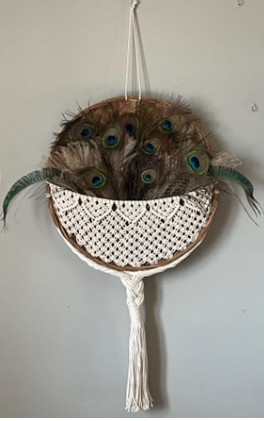 Macrame Wall Basket With Peacock Feathers - Etsy