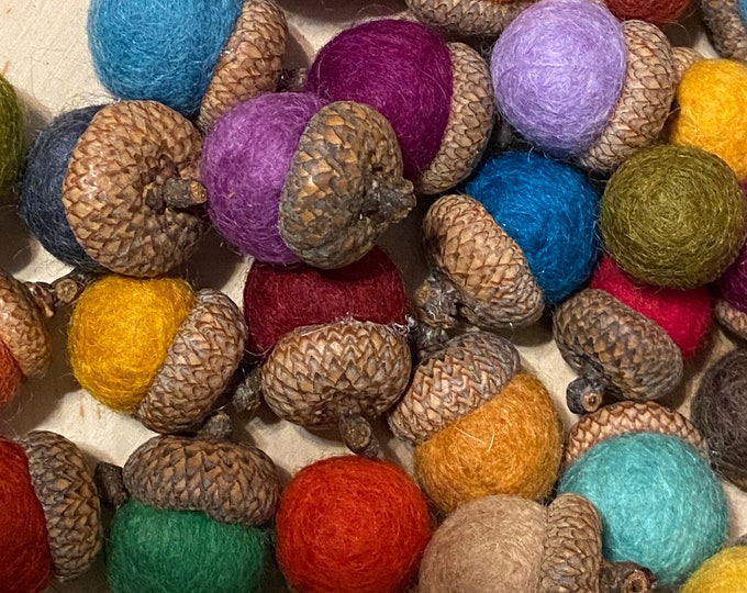 Wool Felted Acorns With Real Caps/ Fall Decor/ Felted Acorns/ Harvest ...