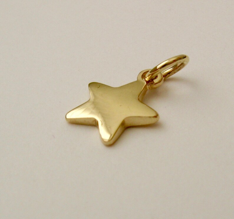 Genuine SOLID 9ct YELLOW GOLD Star charm pendant with jump - Etsy 日本