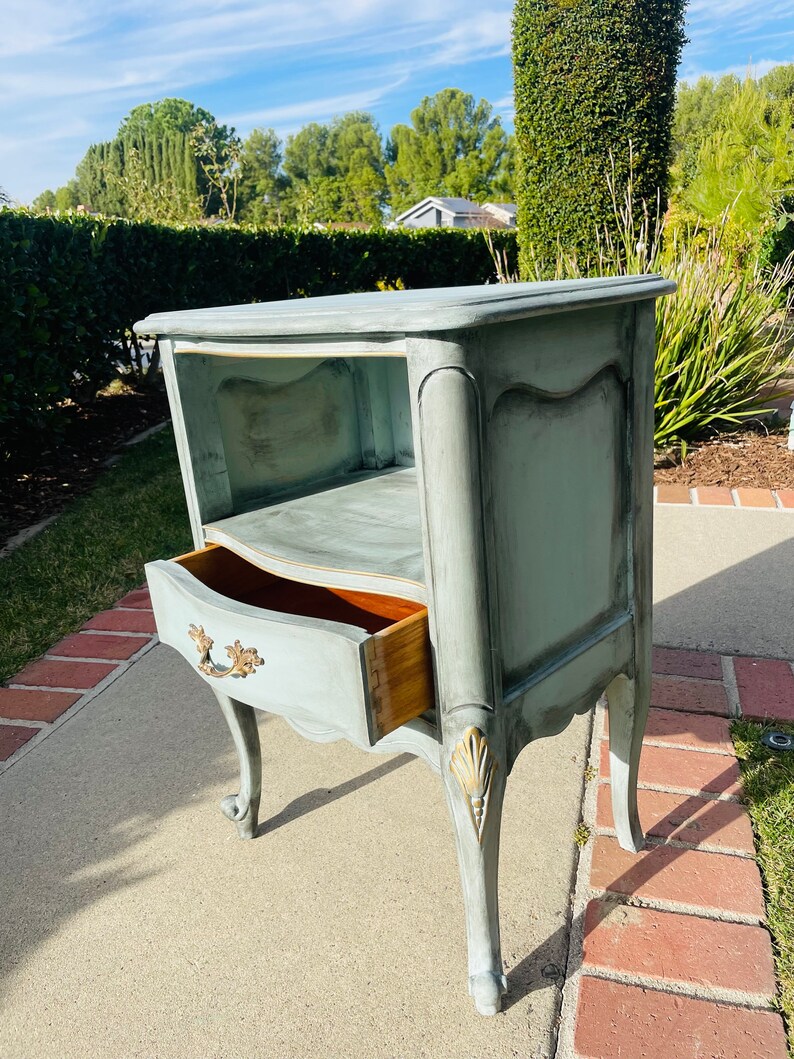 Vintage French Provincial Nightstand / Night Stand / Night Table / Side ...