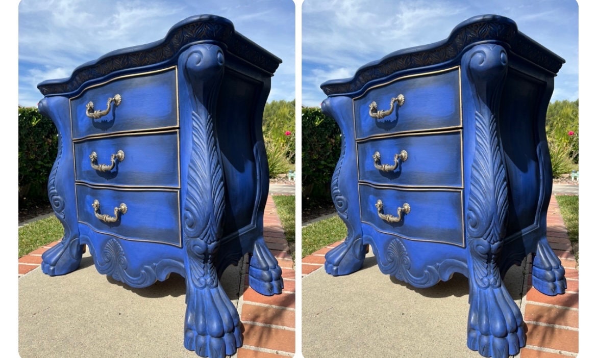 Pair of Bombe Chests / Large Nightstands Vintage Italian Claw Foot ...