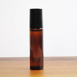 SILHOUETTE / Vanilla Bean Patchouli Amber & Sandalwood / Book Inspired / Beautiful Words / Roll ...