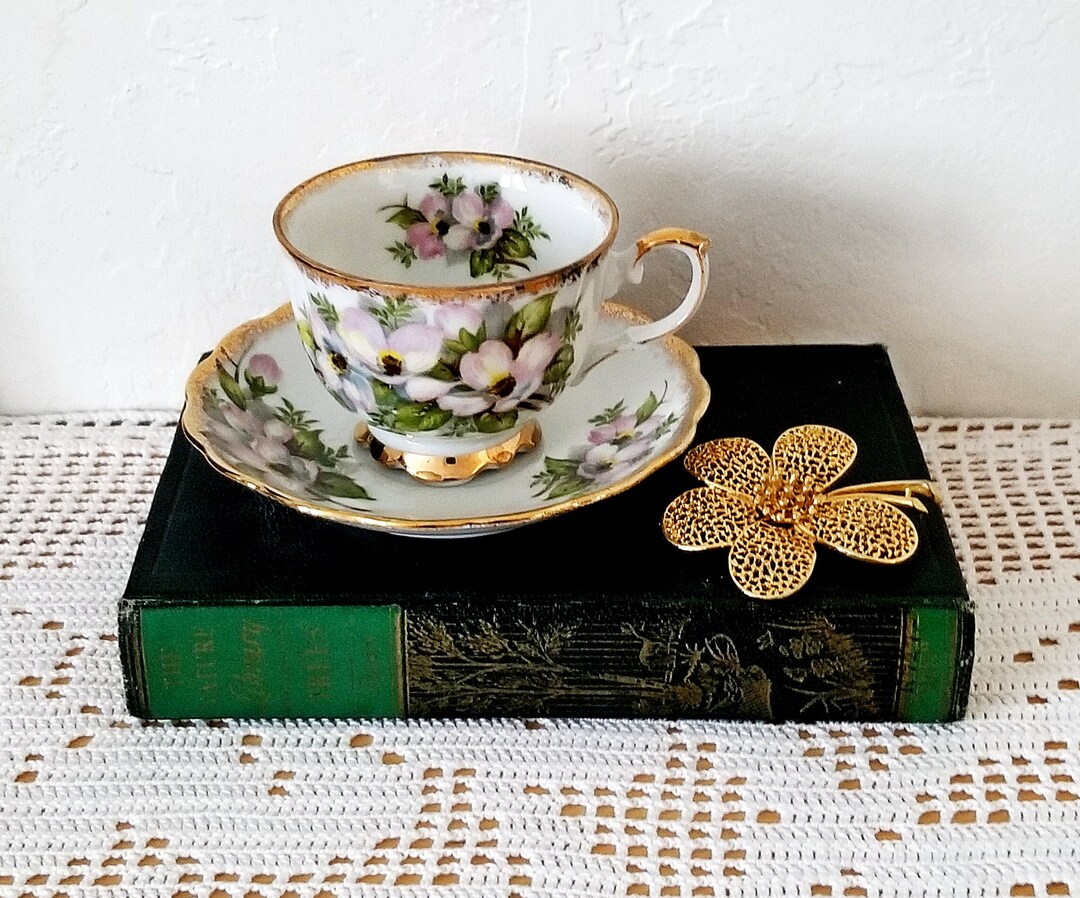 Teacup & Saucer With Magnolia Design - Midcentury Teacup With Gold ...
