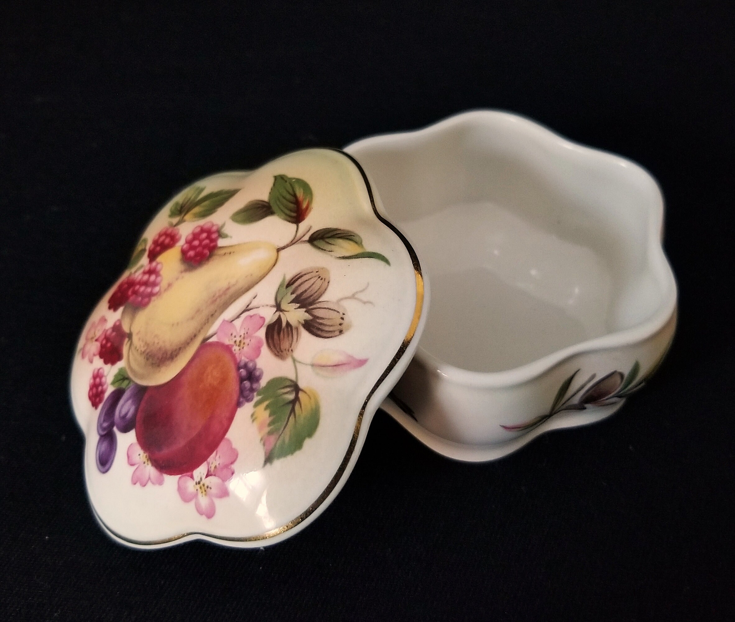 Trinket Box With Victorian Fruit Design by Palissy Royal Worcester ...