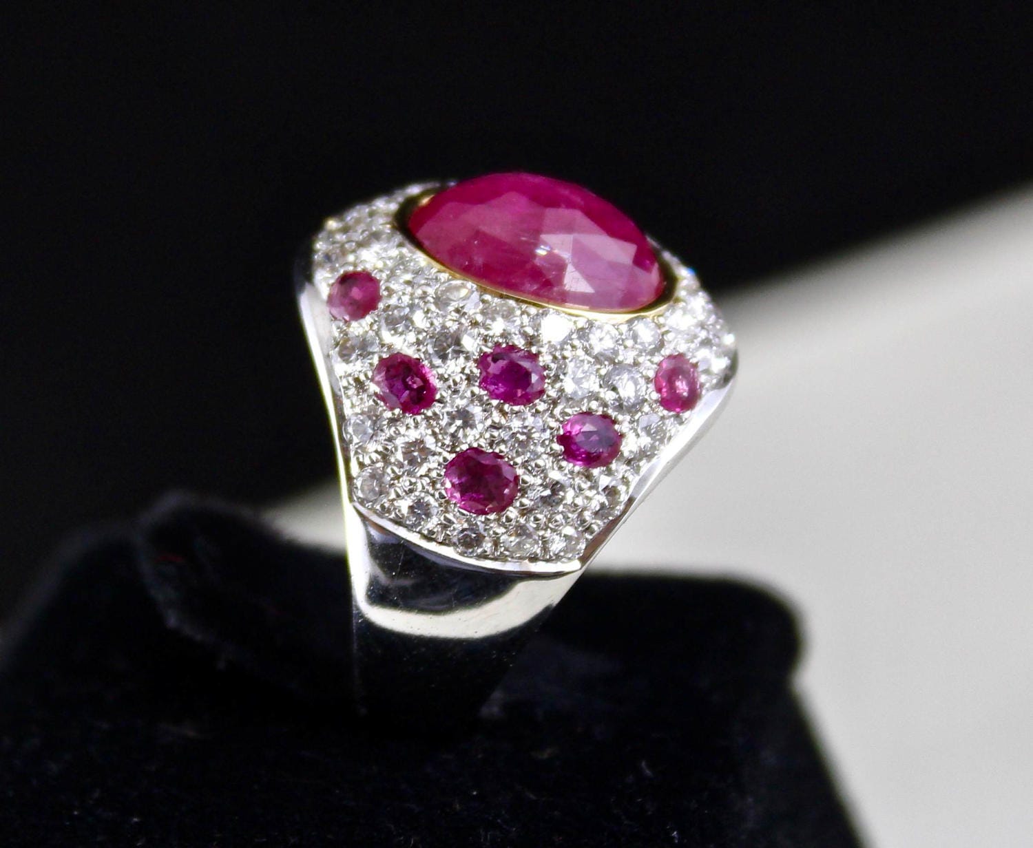 Natural Unheated Burmese RUBY 5.6O Carats Cabochon DIAMOND Ladies Ring ...