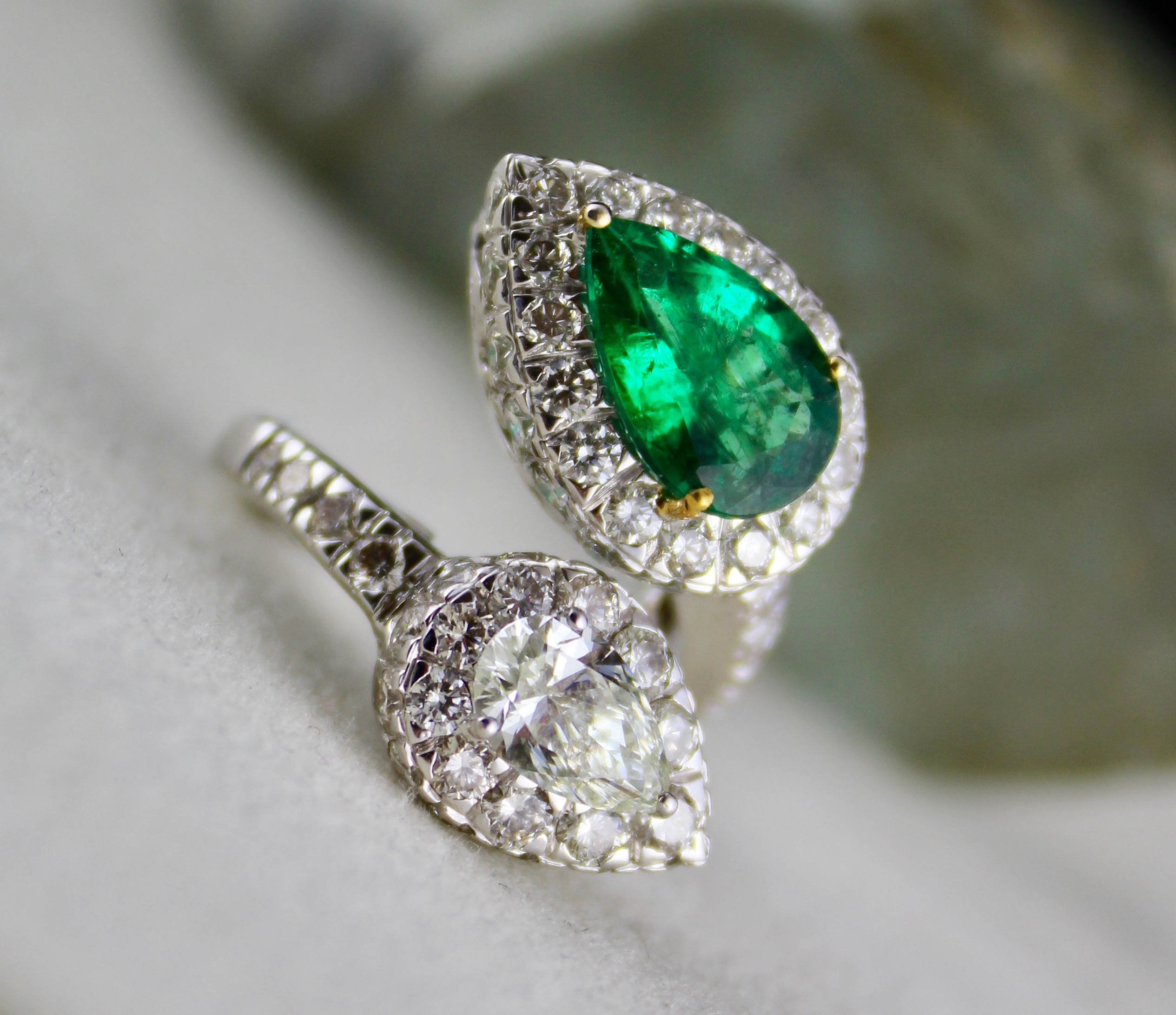 Certified 2.80carats Natural EMERALD Pear 1.04carats SOLITAIRE - Etsy ...