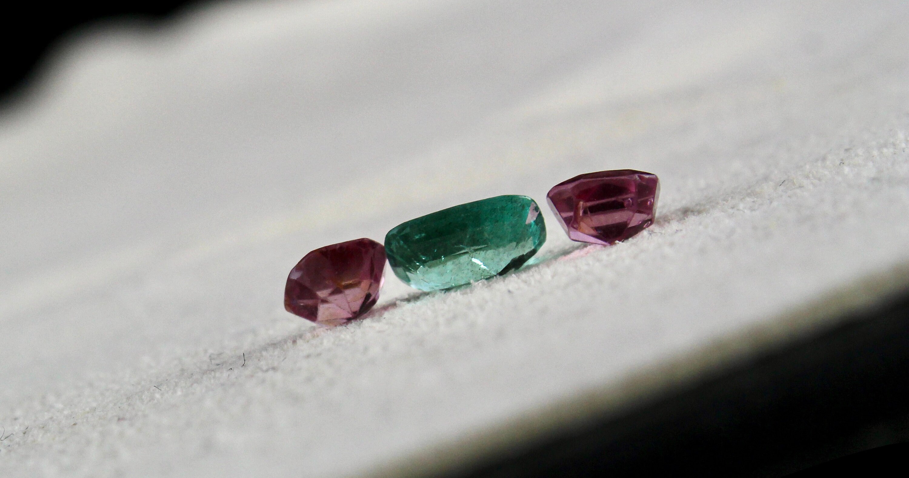 Natural Old Spinel EMERALD Cushion Cut 3 Pcs 2.58 Carats | Etsy