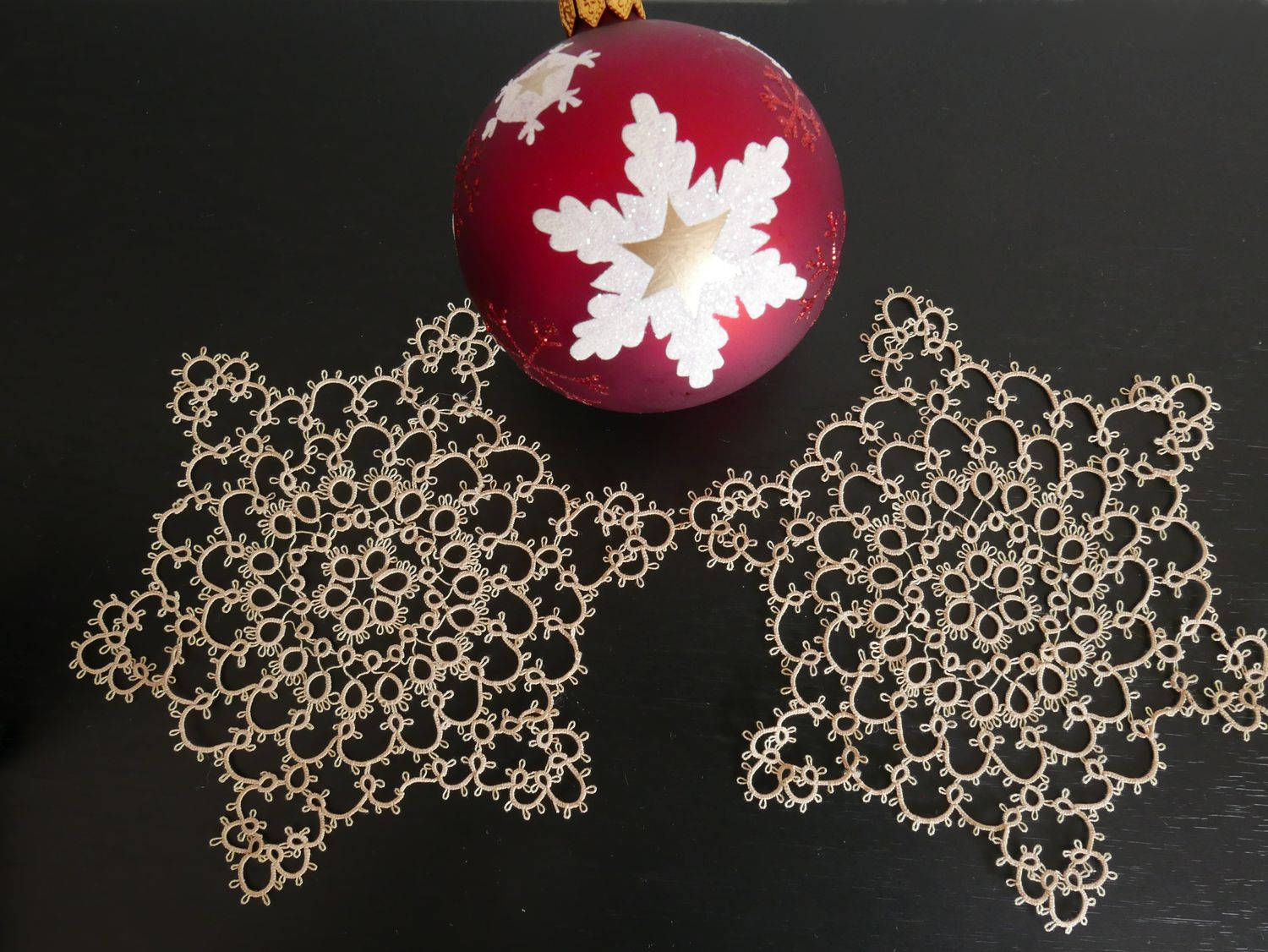 Antique Tatted Set 2 Pieces, 1930' Doily Tatting Thinner Thread Dark ...