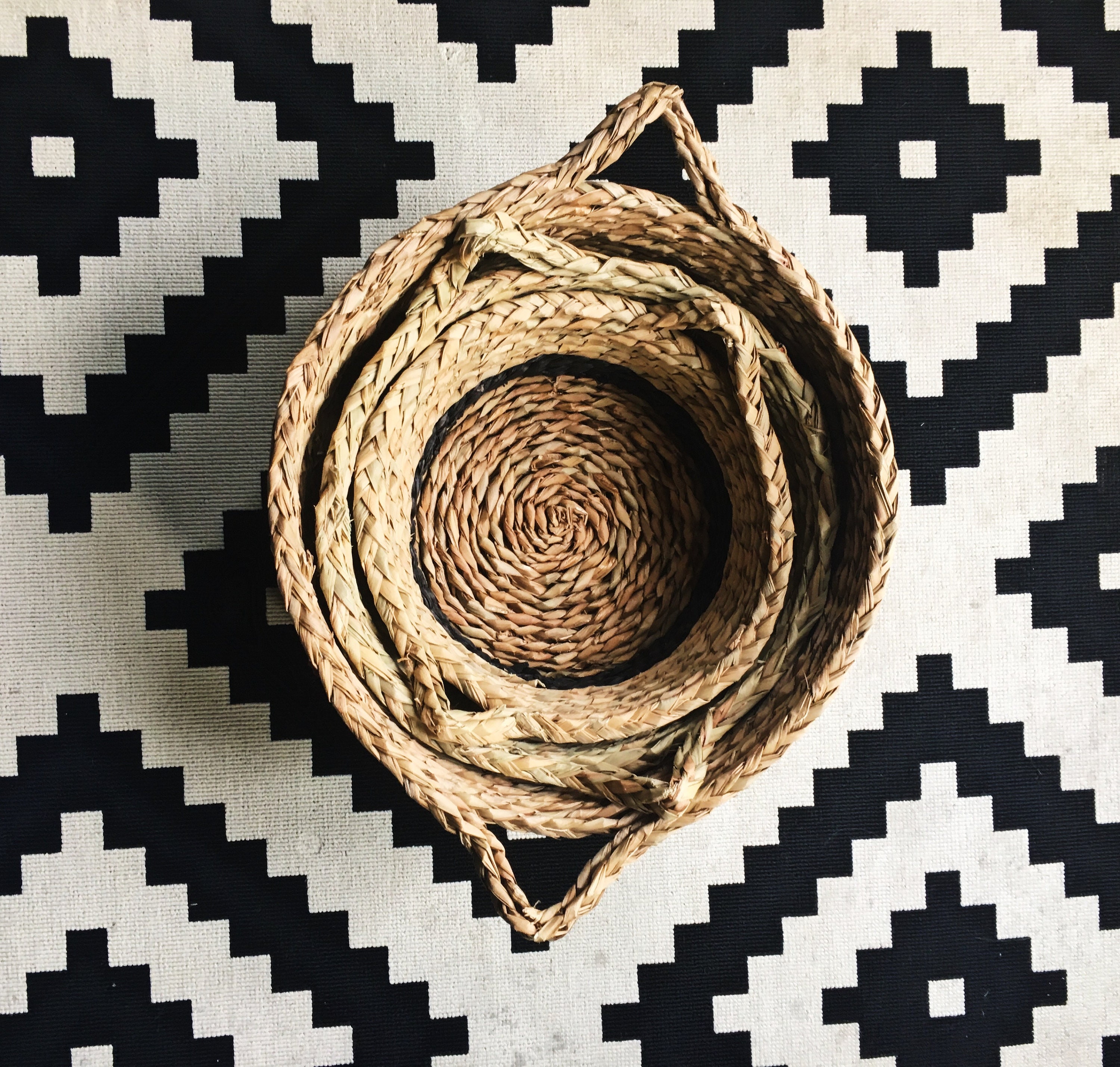 Trio of Straw Storage Baskets With Black Base - Etsy