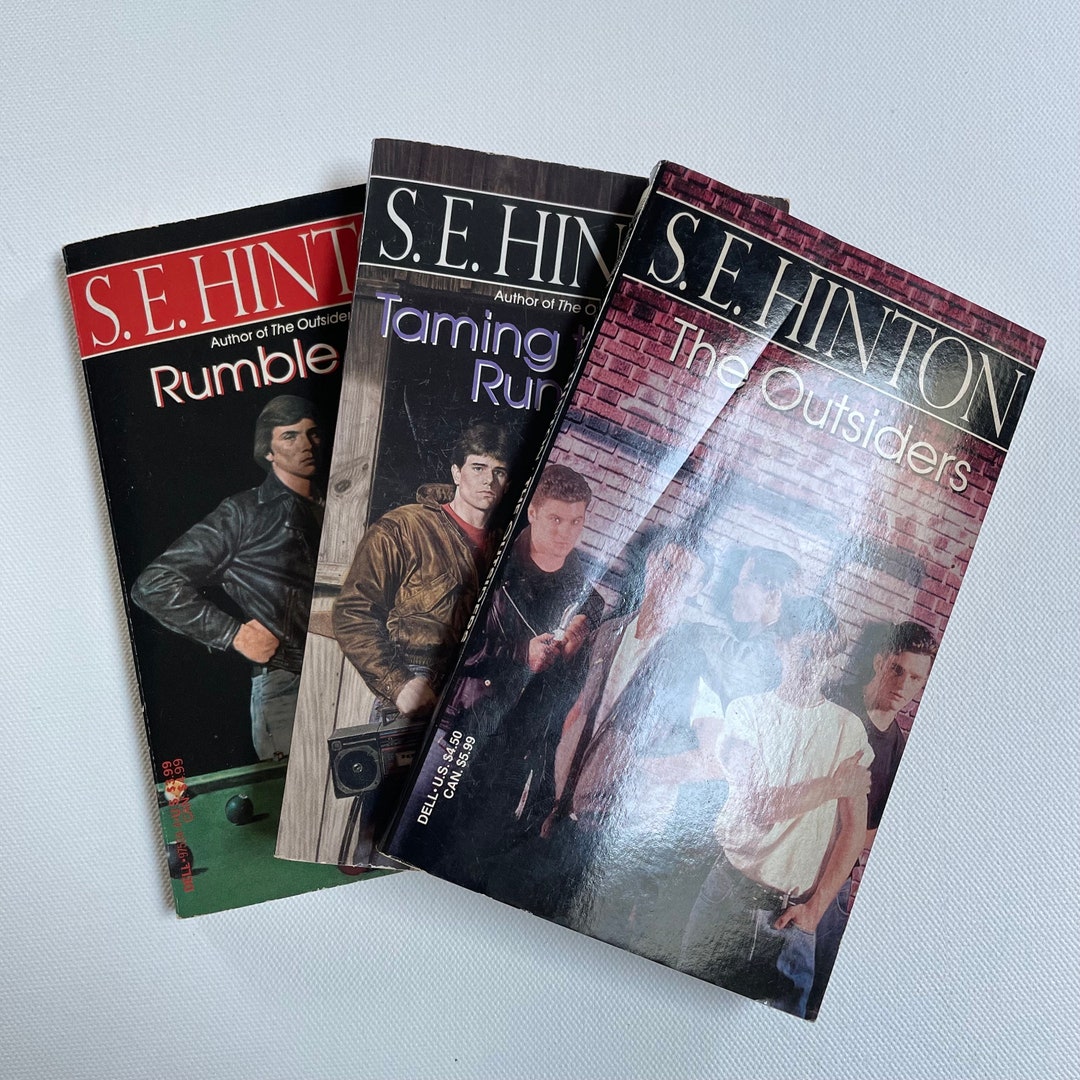 3 SE HINTON Book Lot Rumble Fish Taming of Star Runner the Outsiders YA ...