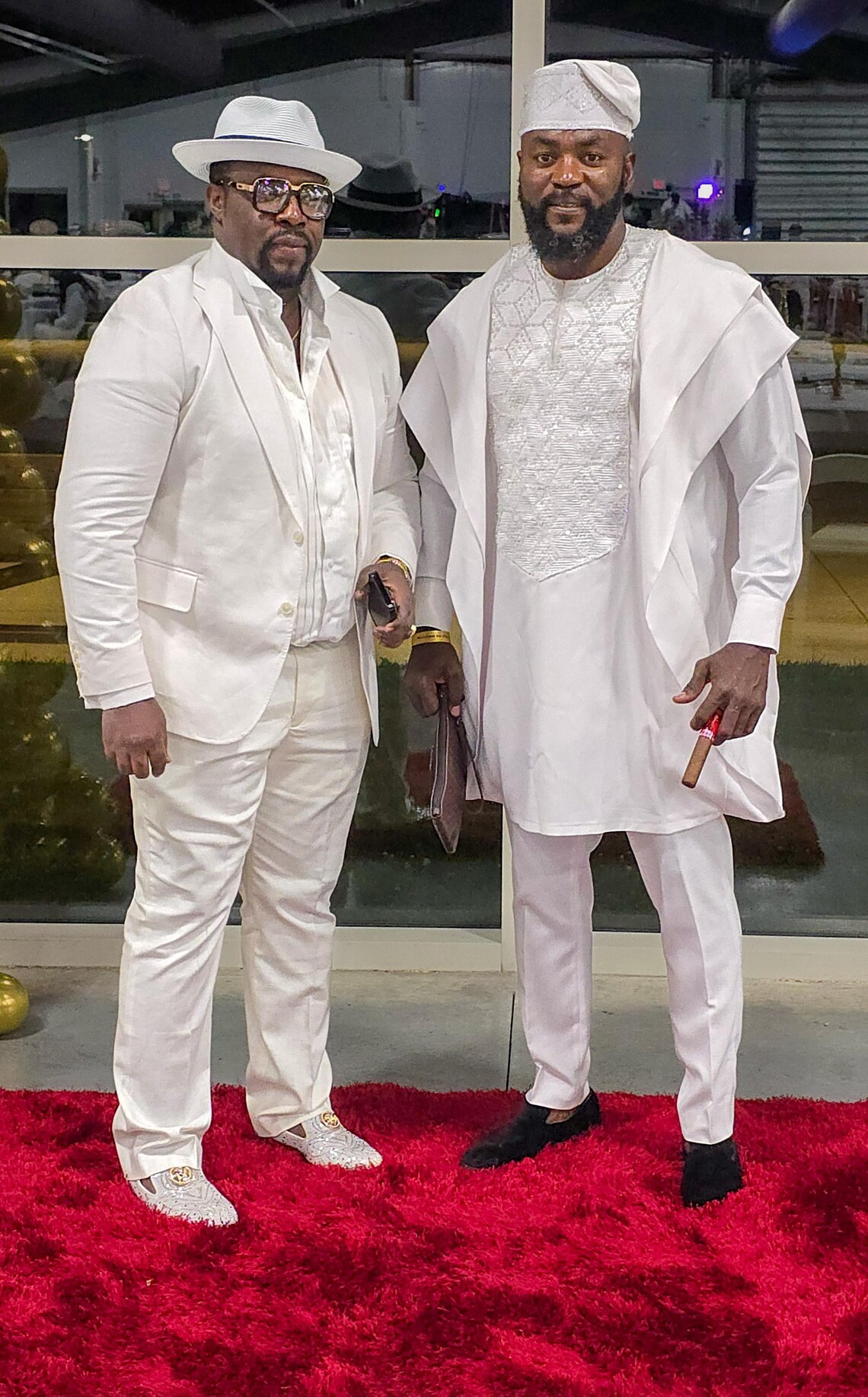 Elegant White Agbada Set With Sewn in Crystals for Men – Traditional ...