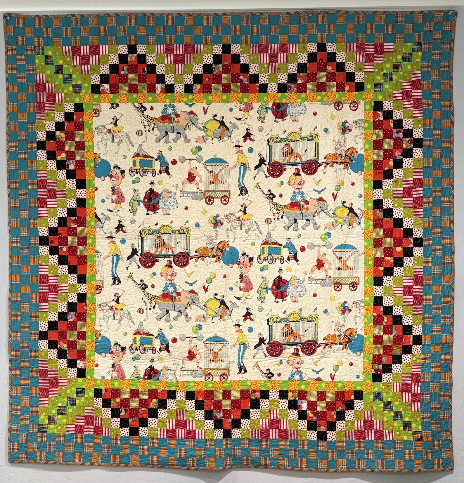 A Very Vintage Looking Circus Quilt - Etsy