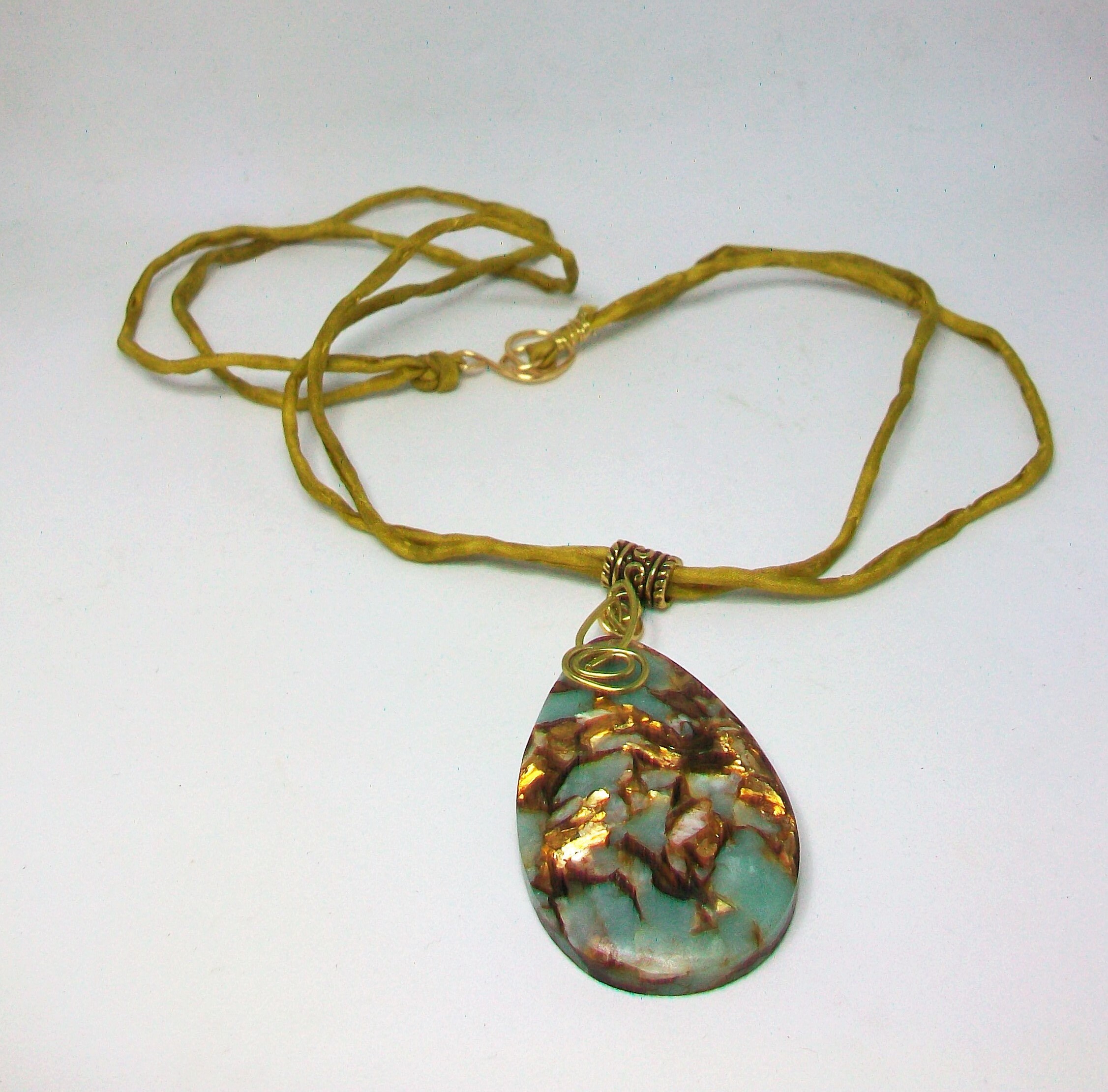 Pendant Necklace, Gold Copper Bornite, Drop-shaped and With Two-strand ...