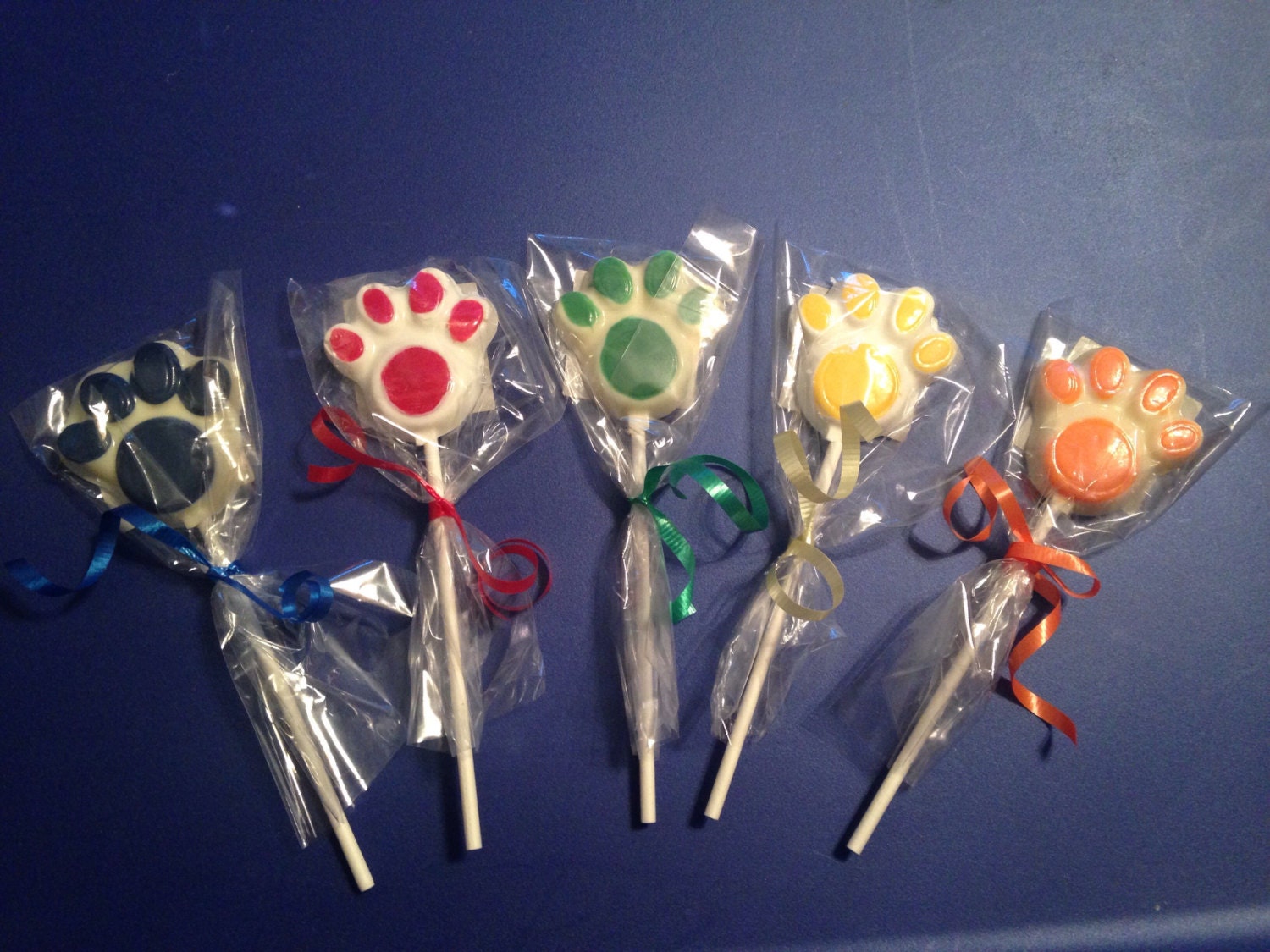 Paw Print Chocolate Pops - Etsy