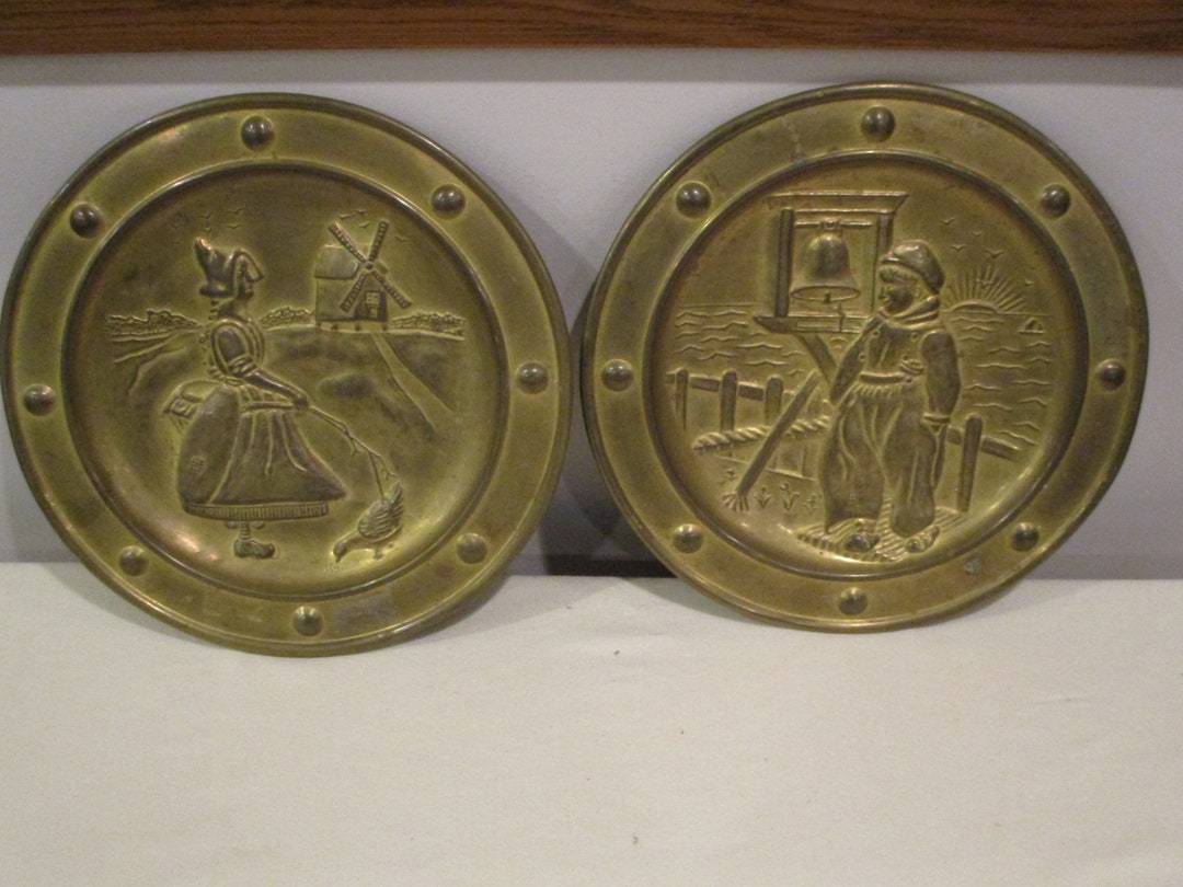 Hammered Brass Pocket Plates,brass Wall Plaques,dutch Boy and Girl ...