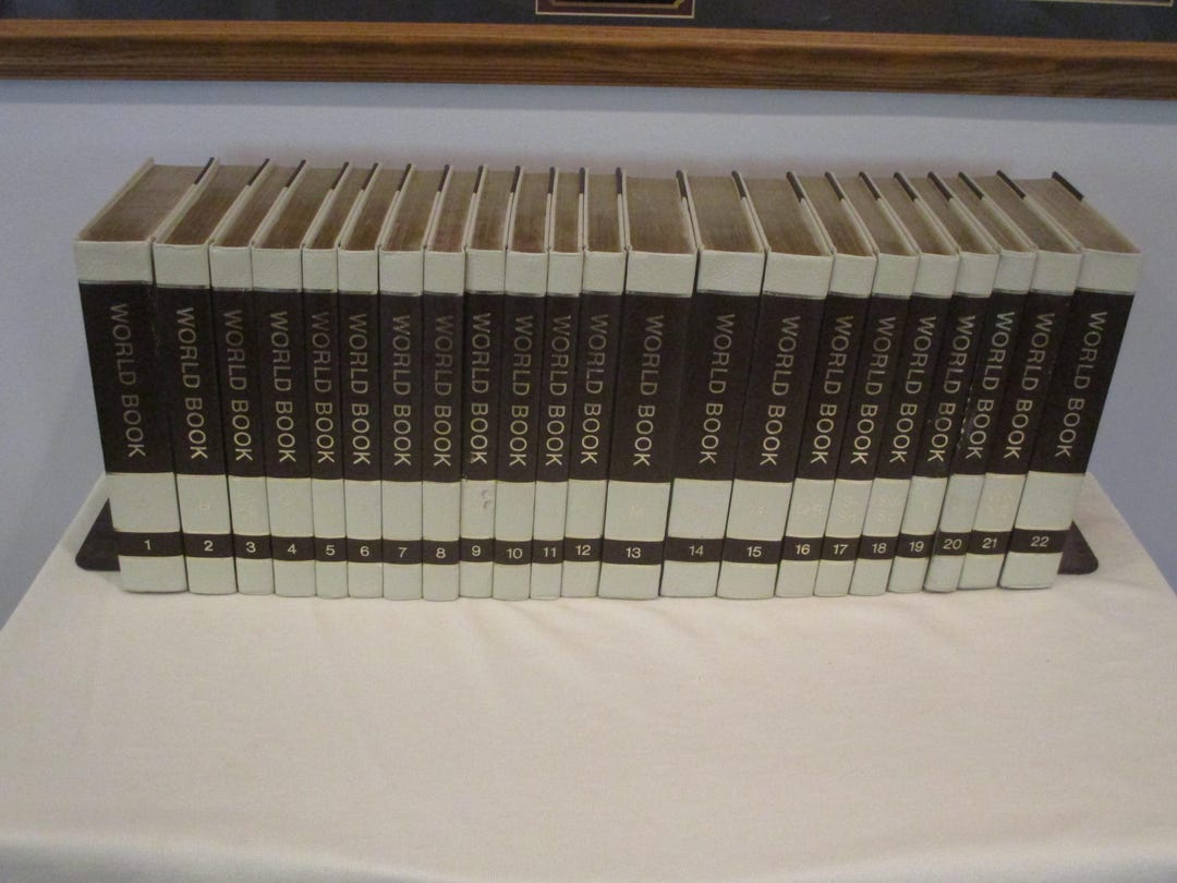 1974 World Book Encyclopedia Complete Set,library Decor,complete World ...