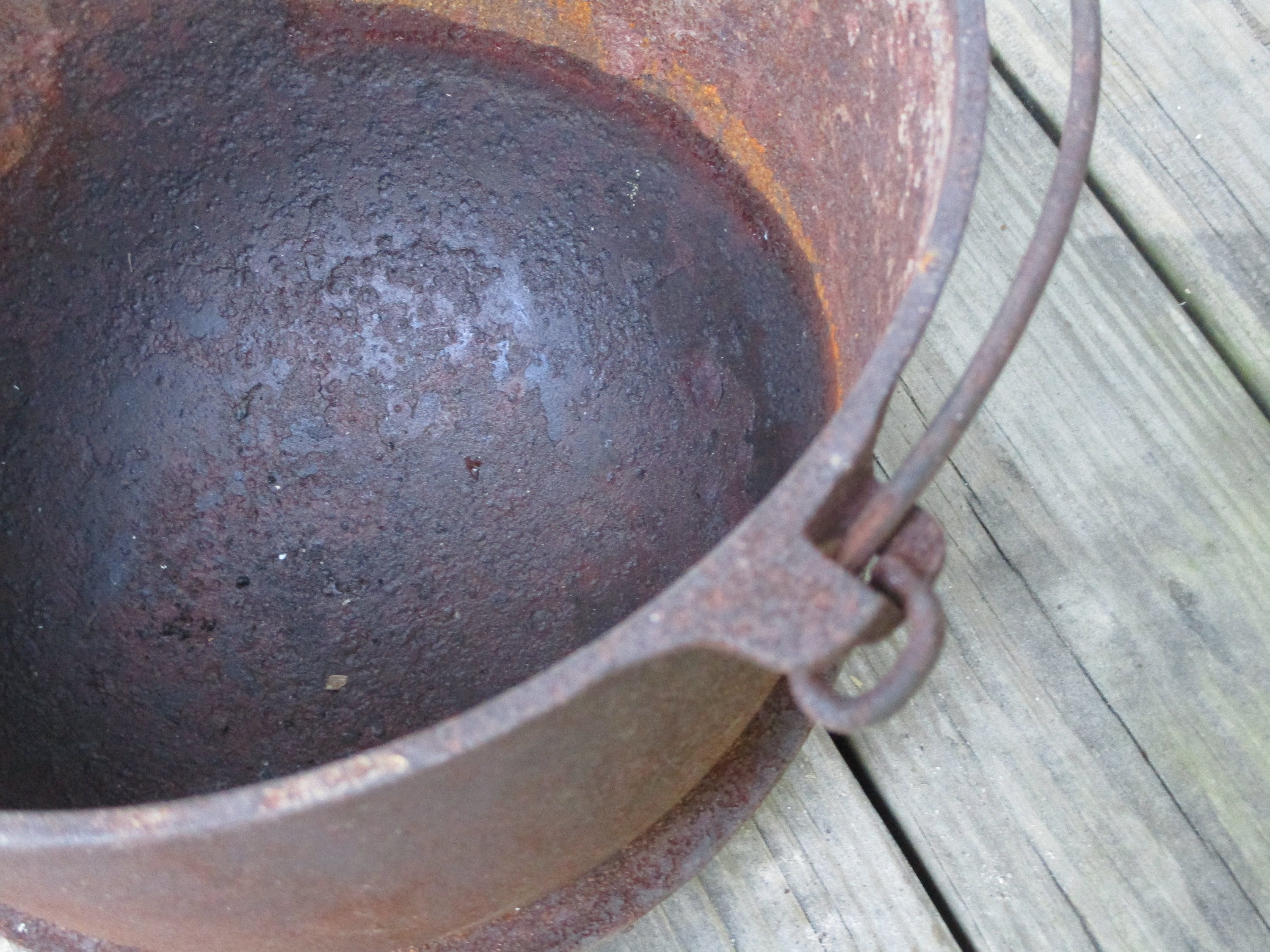 3 Legged Cast Iron Cauldroncast Iron Cook Potrusty - Etsy