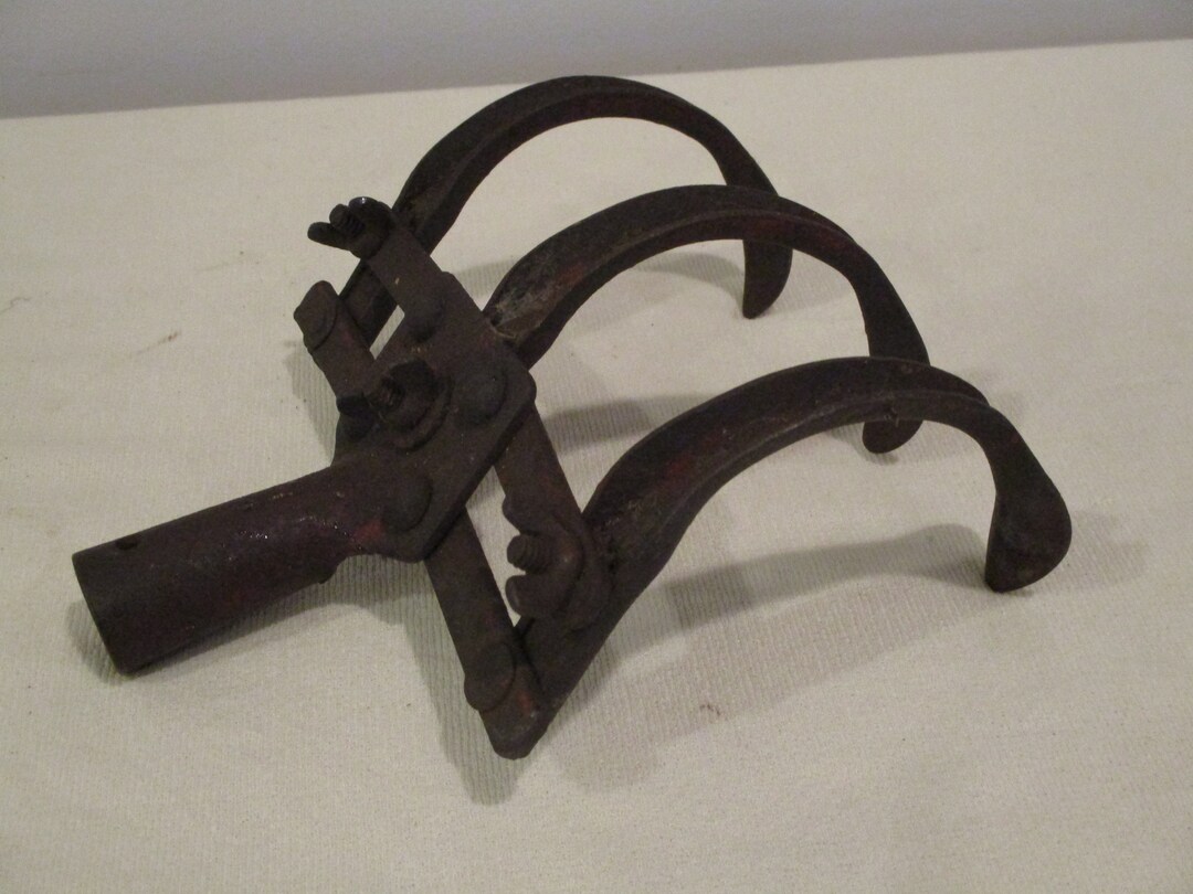 Salvage Rake Head,salvage Metal,metal Artist,display Rack,rusty Salvage ...