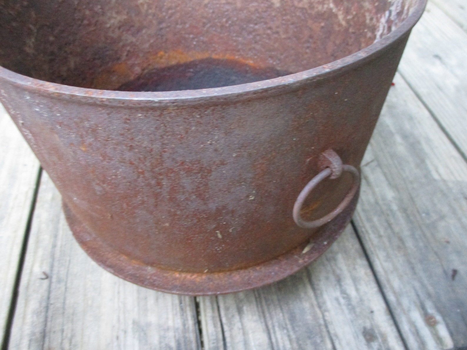 3 Legged Cast Iron Cauldroncast Iron Cook Potrusty - Etsy