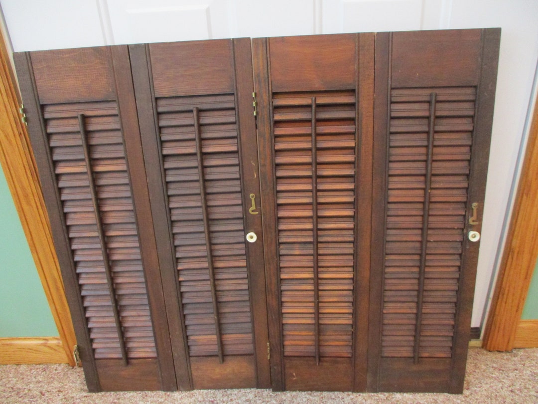 Wood Shutter Set,4 Louvered Interior Shutter Panels,merchandise Display ...