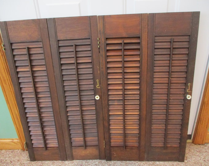 Wood Shutter Set,4 Louvered Interior Shutter Panels,merchandise Display ...
