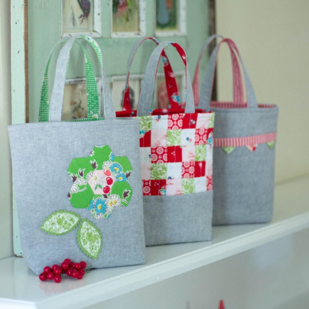 PDF Pattern - 'three Bags Full' - Linen Christmas Gift Bags - Instant ...