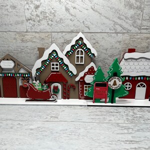 Santa's North Pole Craft Display, DIY Santa Workshop, DIY Christmas ...