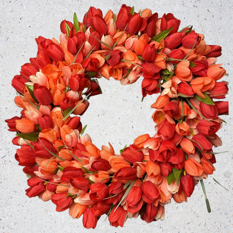 Tulip Wreath - Etsy