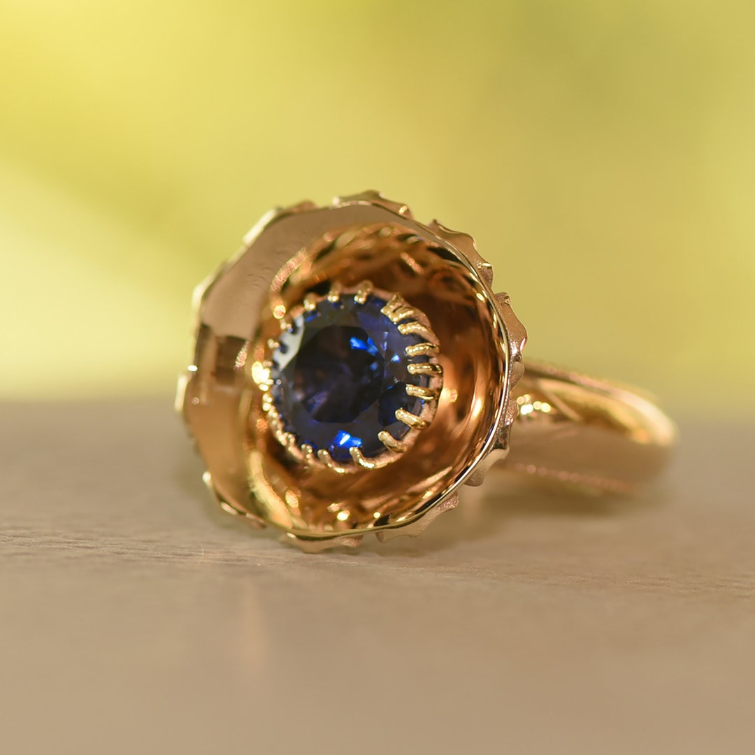 Antique Style Gold Ring With Sapphire, Victorian Multi Prong Ring Round ...