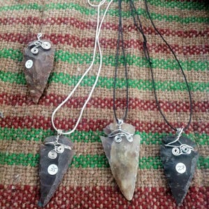 Flint Arrowhead Necklace Bushcraft Gifts Men's Gifts Flint Arrowhead ...