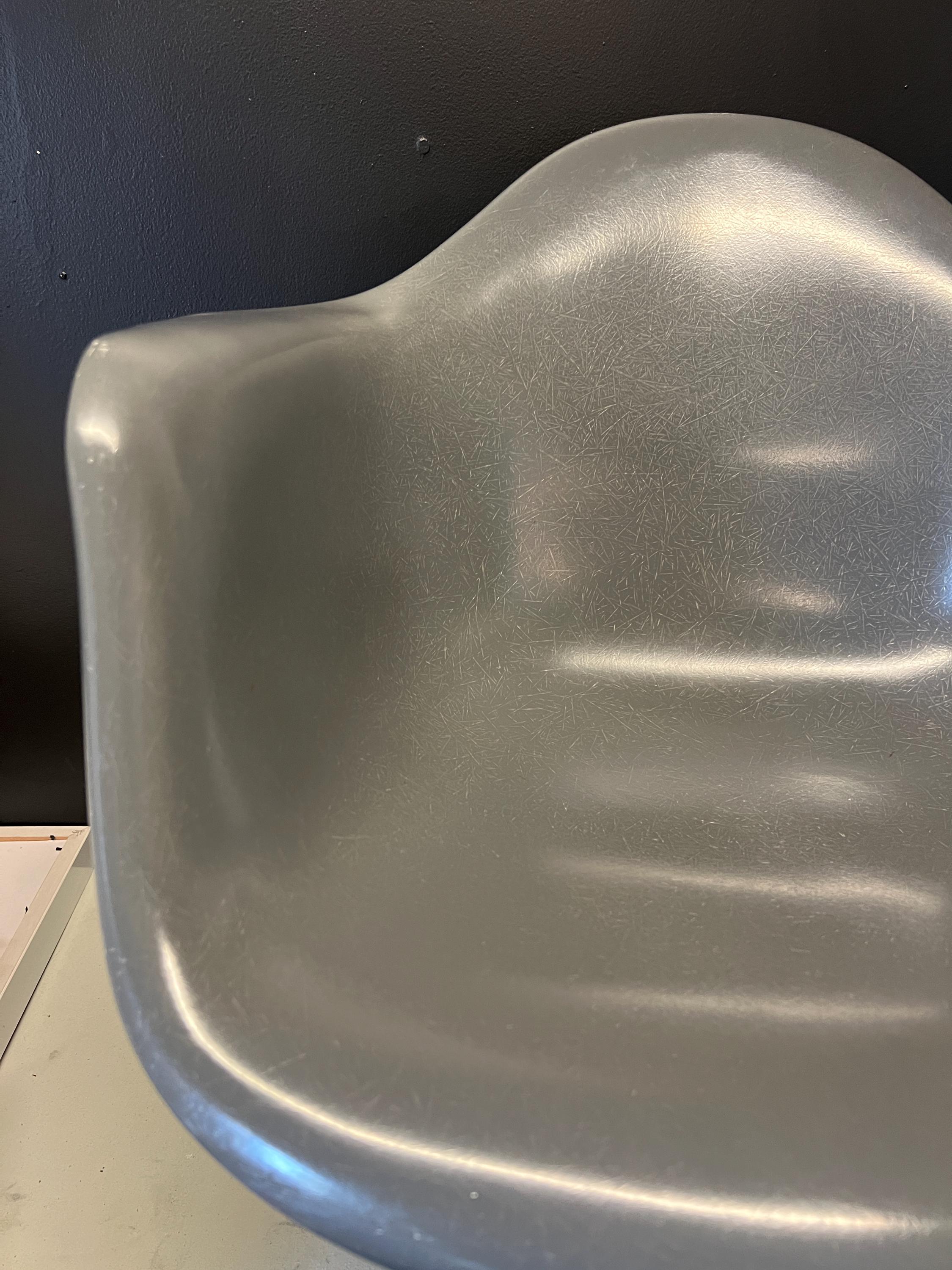 Original HERMAN MILLER Eames GREY Fiberglass Rocker Shell Chair - Etsy