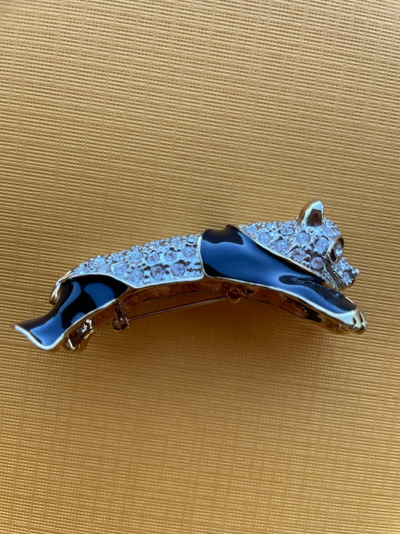 Black enamel tiger - Gem