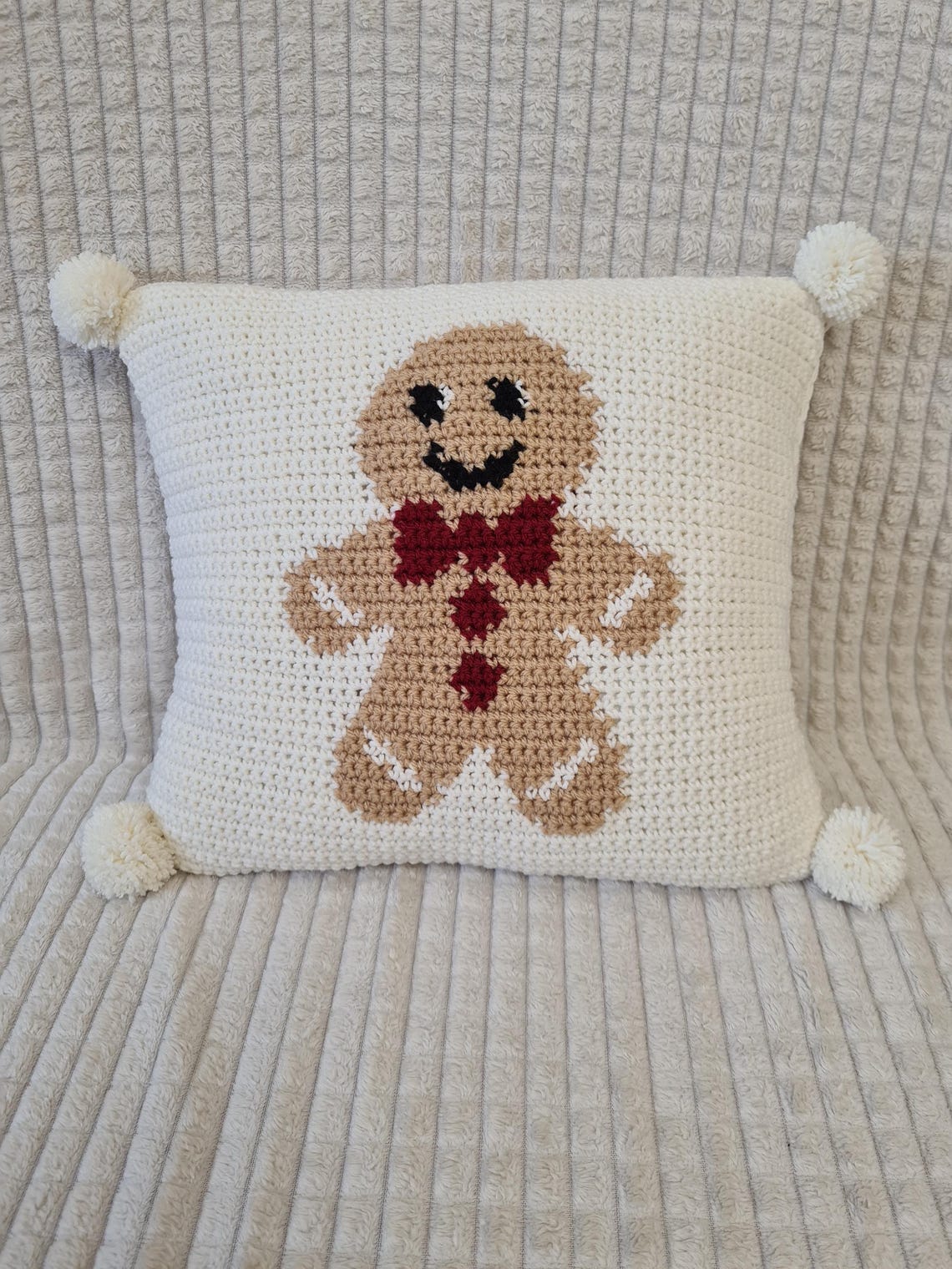 Mr. Gingerbread Man Christmas Pillow Crochet Pattern - Etsy