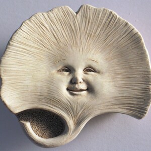 Smiling Leaf Face Art, Whimsical Leaf Face Plaque, Garden Gift, Smiling ...