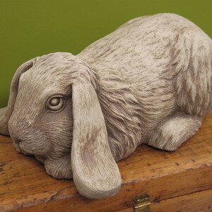 Large Rabbit Statue for the Garden or Home, Rabbit Figurine for Easter ...