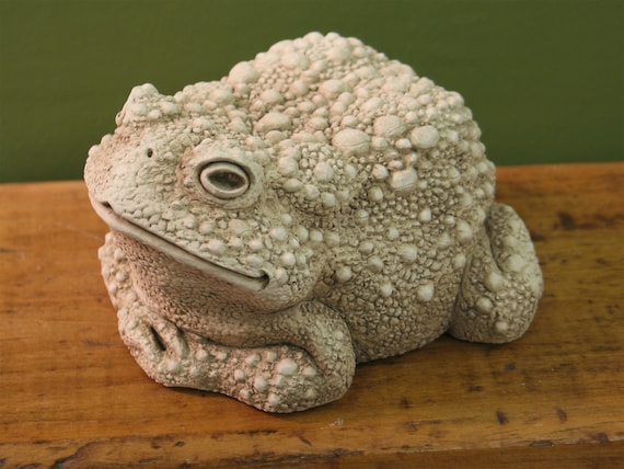 Toad Stone Sculpture Animal Sculpture Toad Art Frog Decor - Etsy