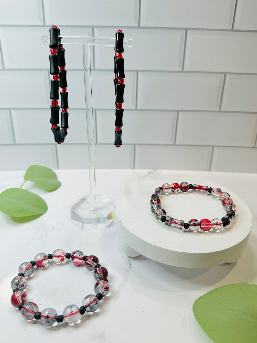 Vampire Kiss Bracelet Glass Bracelet/ Red and Black Bracelet Glass Bead ...