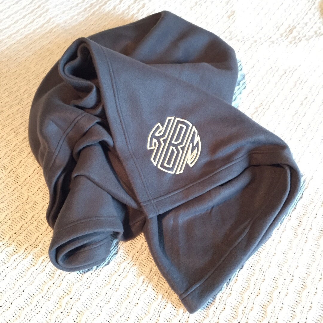 Personalized Embroidered Fleece Blanket – Monogrammed 50x60 Throw - Etsy