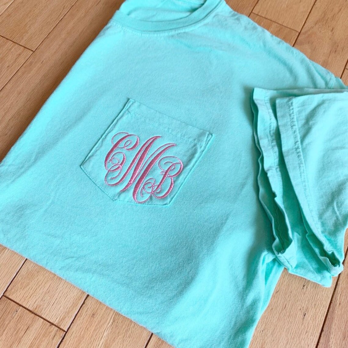 Comfort Colors Monogram Pocket Tee Personalized Pocket - Etsy