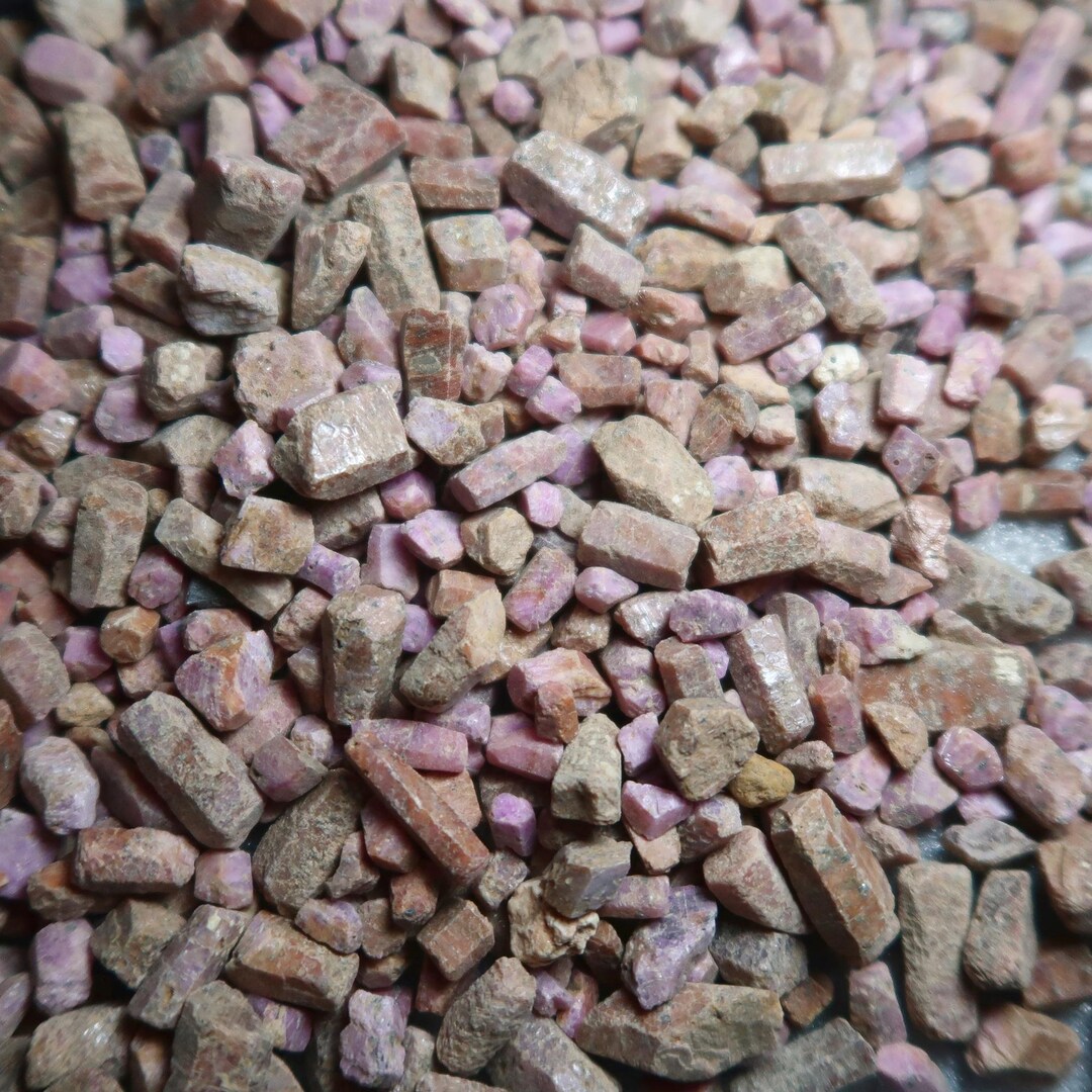 Red Corundum Crystal Specimens Buy Corundum From Tanzania Vietnam Ruby ...