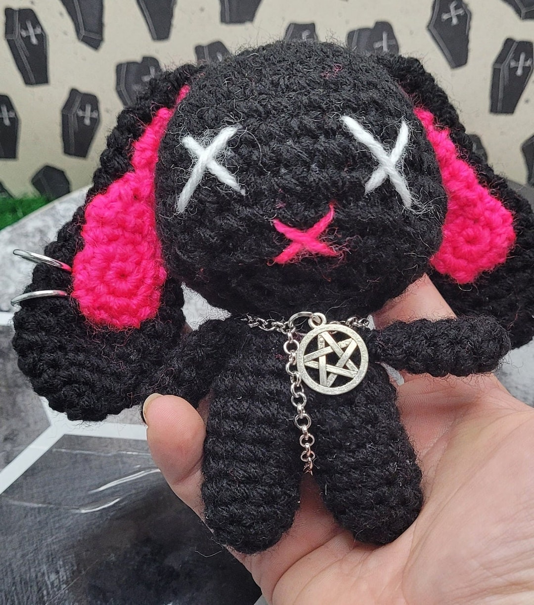 Made to Order- Goth Bunny Keychain- Crochet- Phanthomhive Crafts - Etsy