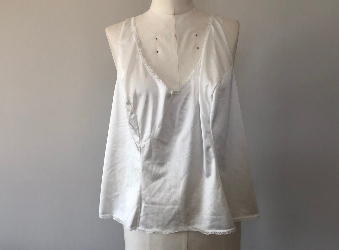 Plus Size 2XL Metric 46 White Lace Trimmed VASSARETTE Camisole - Etsy