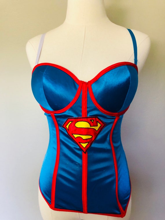 vintage wonder girl - Gem