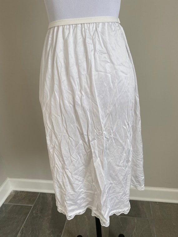 22 Inch Long Small Half Slip from Lorraine Made in US… - Gem