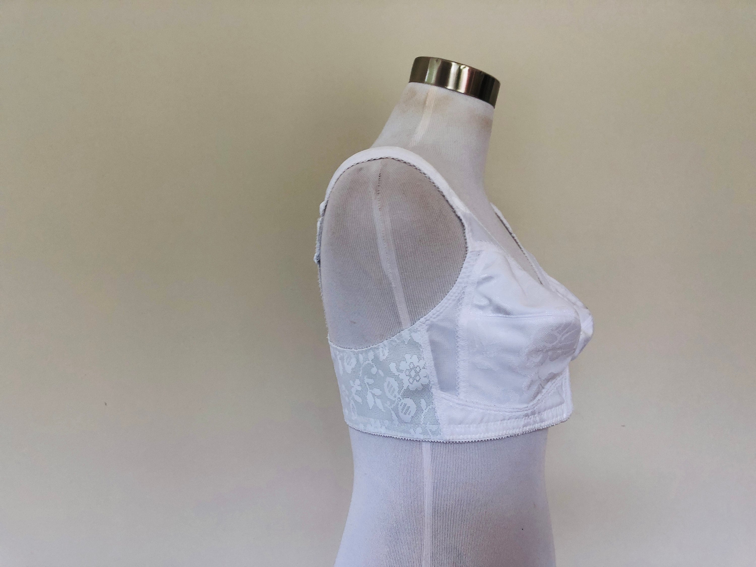 Bra Wireless Playtex 38B Front Closure Hooks Back Support Wide - Etsy