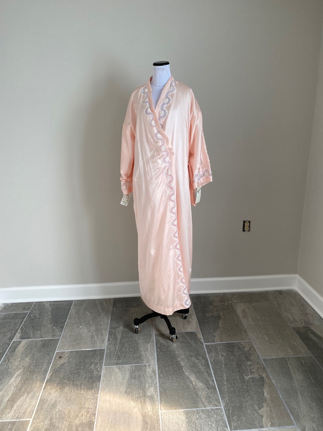 NWT Peach Robe From Gattle's by Flo Weinberg 23 - Etsy