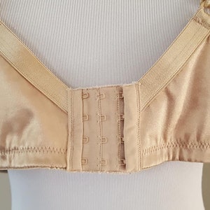 Bra 46DD Playtex 18 Hour Brassiere Soft Cup Nude Vintage - Etsy