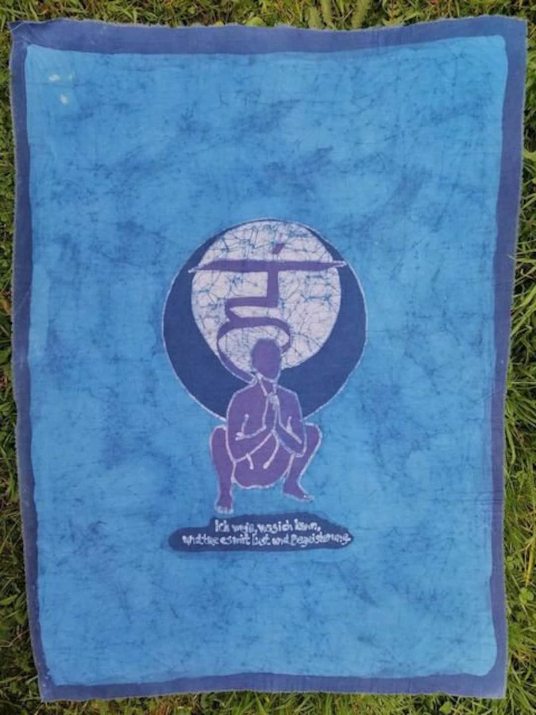 Malasana Deep Squat Yoga Batik Wall Cloth Hand Dyed Waxbatik - Etsy