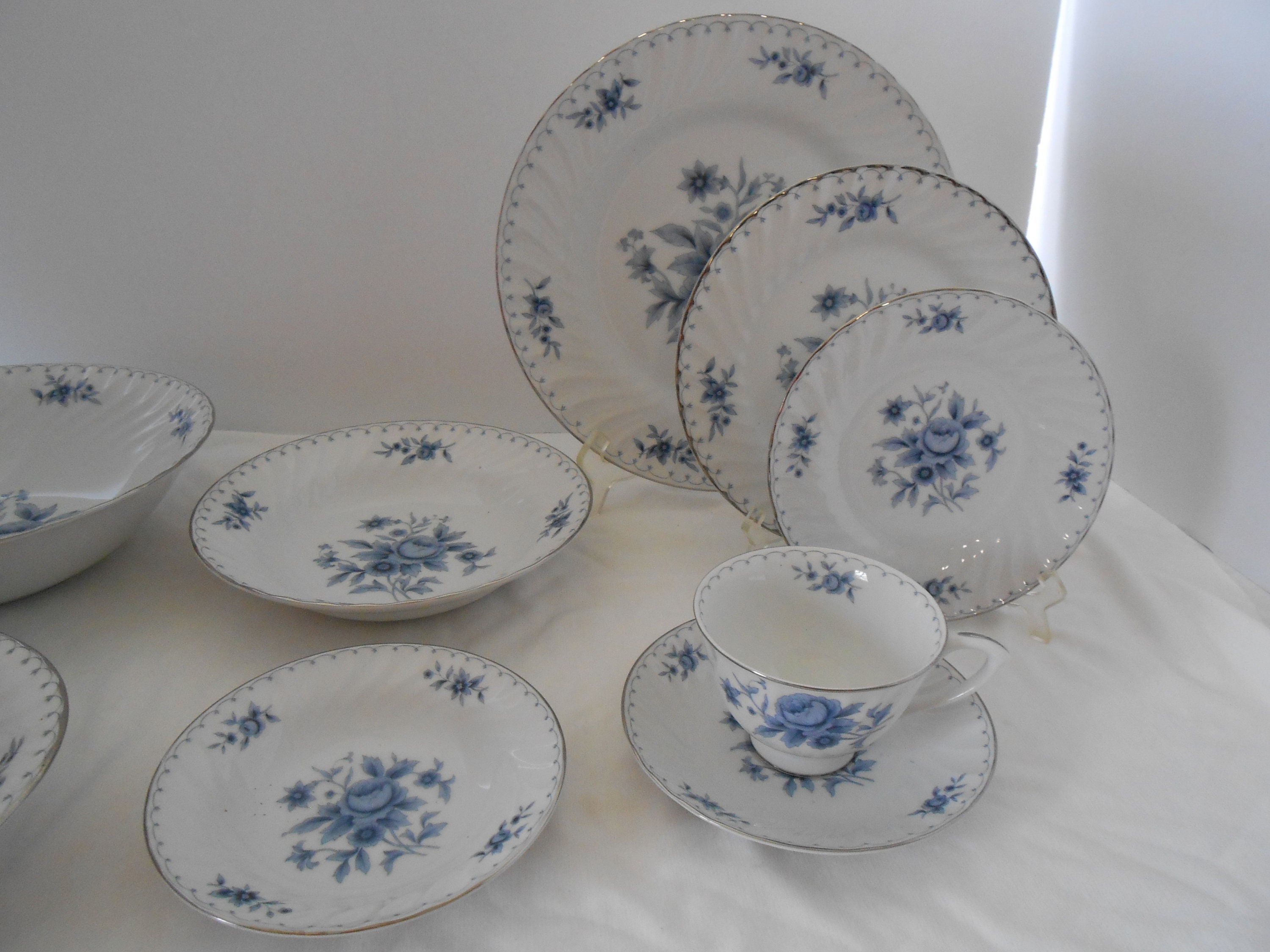 30 p Sango Meissen Blue Rose dinnerware lot cena plato de - Etsy España